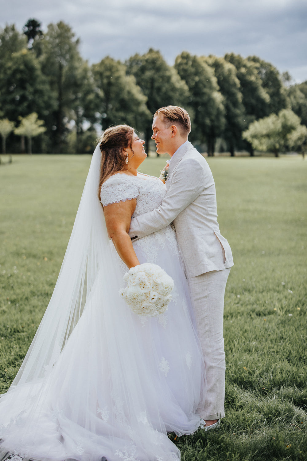 Bröllop Linda-Marie & Emil Lejondals Slott | Add a flower